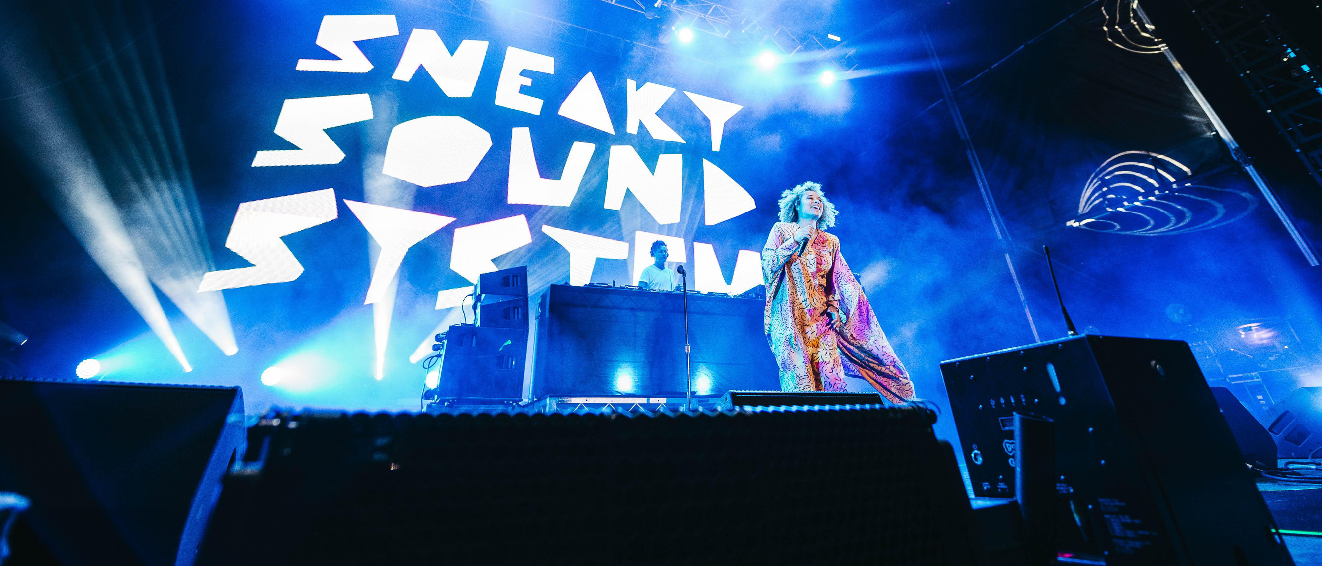Sneaky Sound System Tickets Bella Vista (Bella Vista Hotel) on 6/15 ...