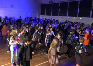 Year 6 Disco - playlist by Nathan Nankivell | Spotify